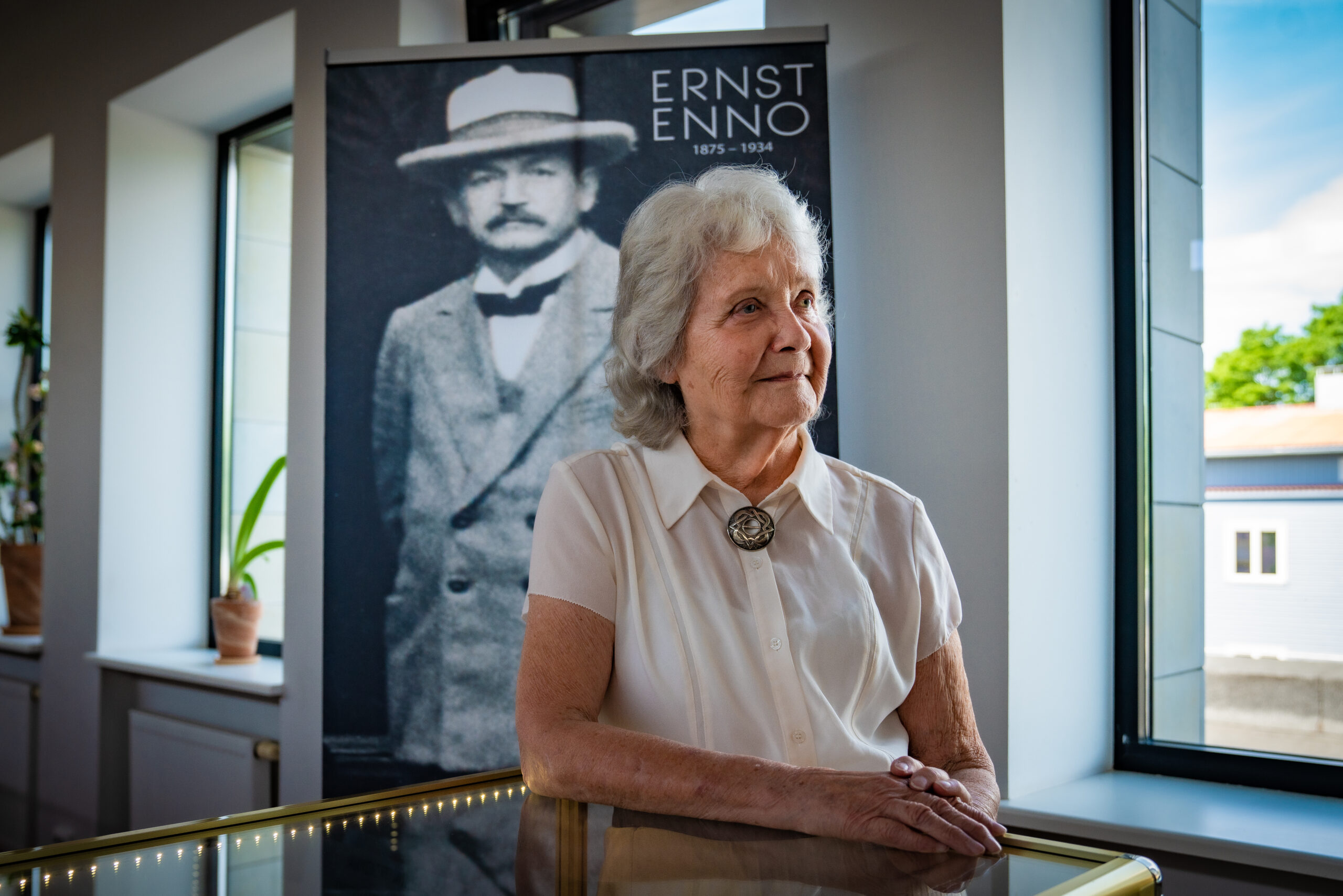 Elin Toona. 77 aastat kodust eemal - Levila
